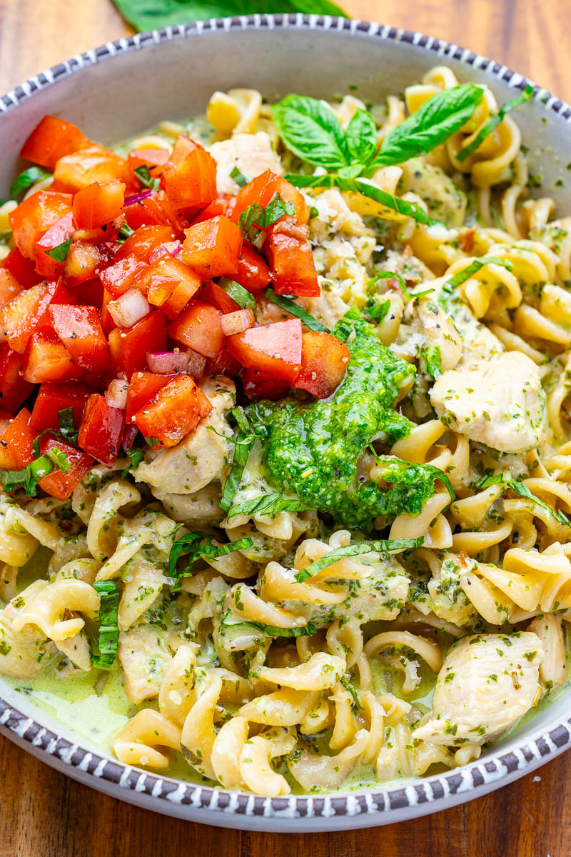 Basil Pesto Hen Pasta